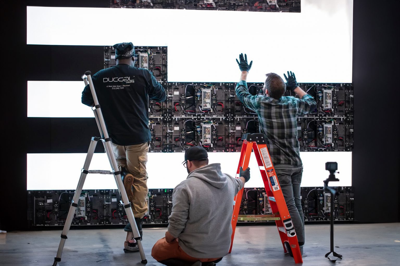 Duggal Visual Solutions | NYC Print Production & Custom Displays